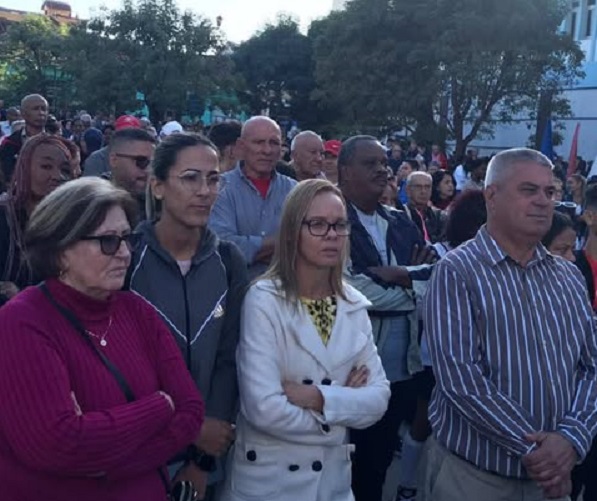 La UNISS junto a los caravanistas de la libertad - Universidad de ... La UNISS junto a los caravanistas de la libertad - Universidad de ...